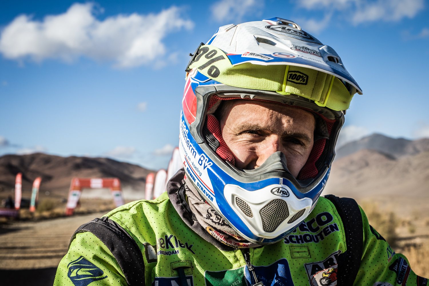 Straver in zijn element in het zand - Rallymaniacs