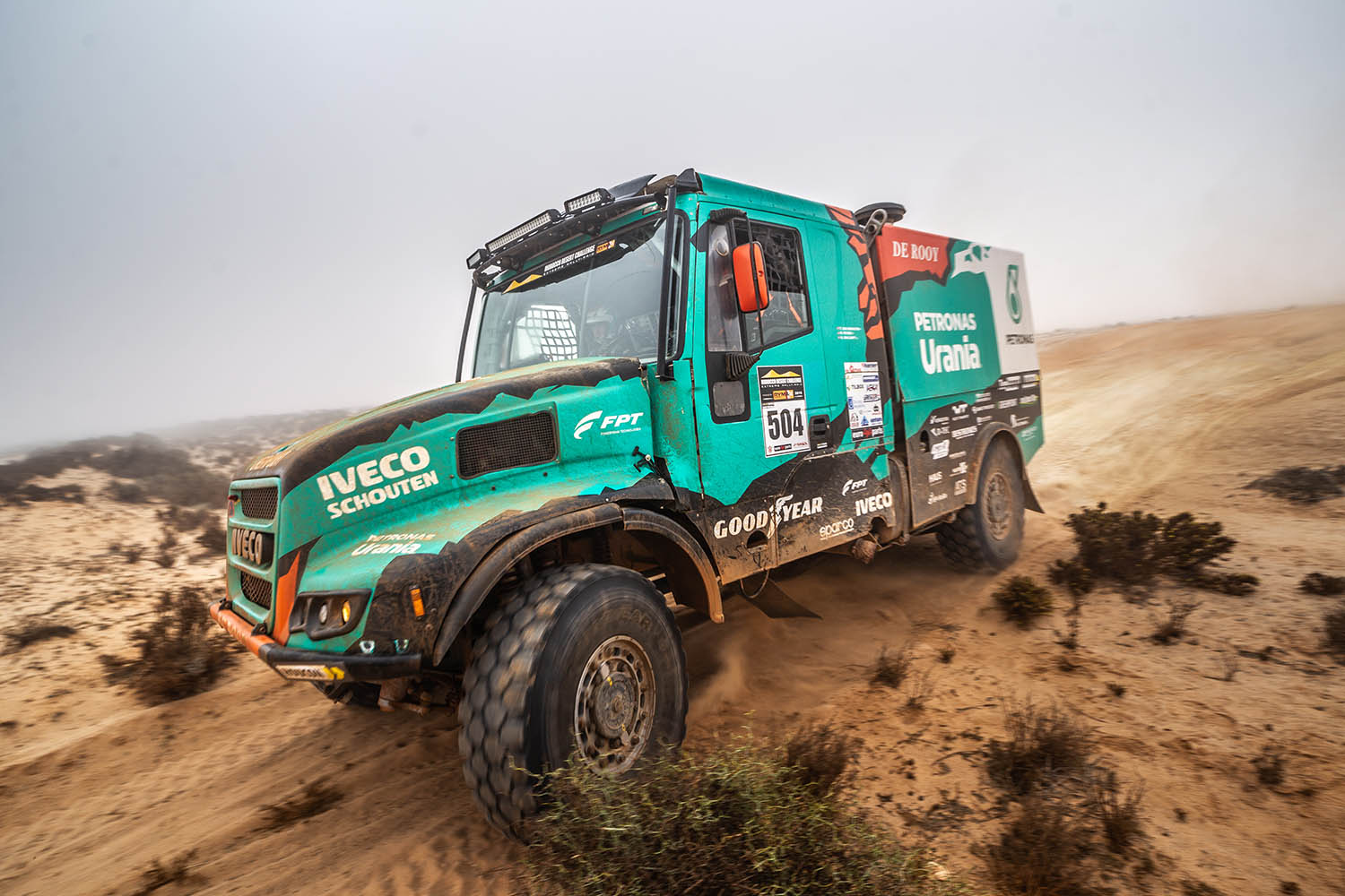 Team De Rooy met drie trucks naar de MDC - Rallymaniacs
